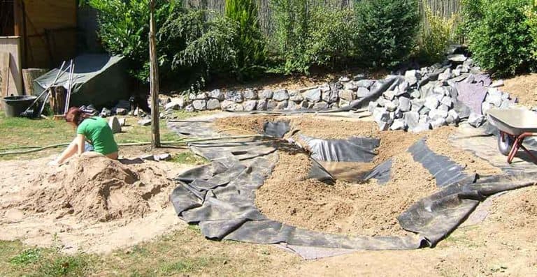 How to Dig a Pond by Hand in 8 Steps – Landscapingplanet – Learning to ...