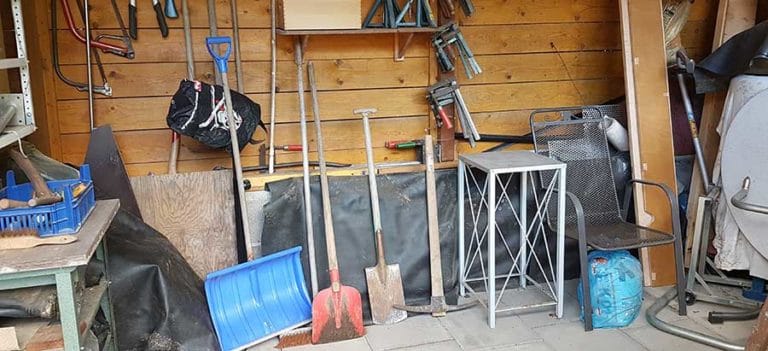 How to Dig a Pond by Hand in 8 Steps – Landscapingplanet – Learning to ...